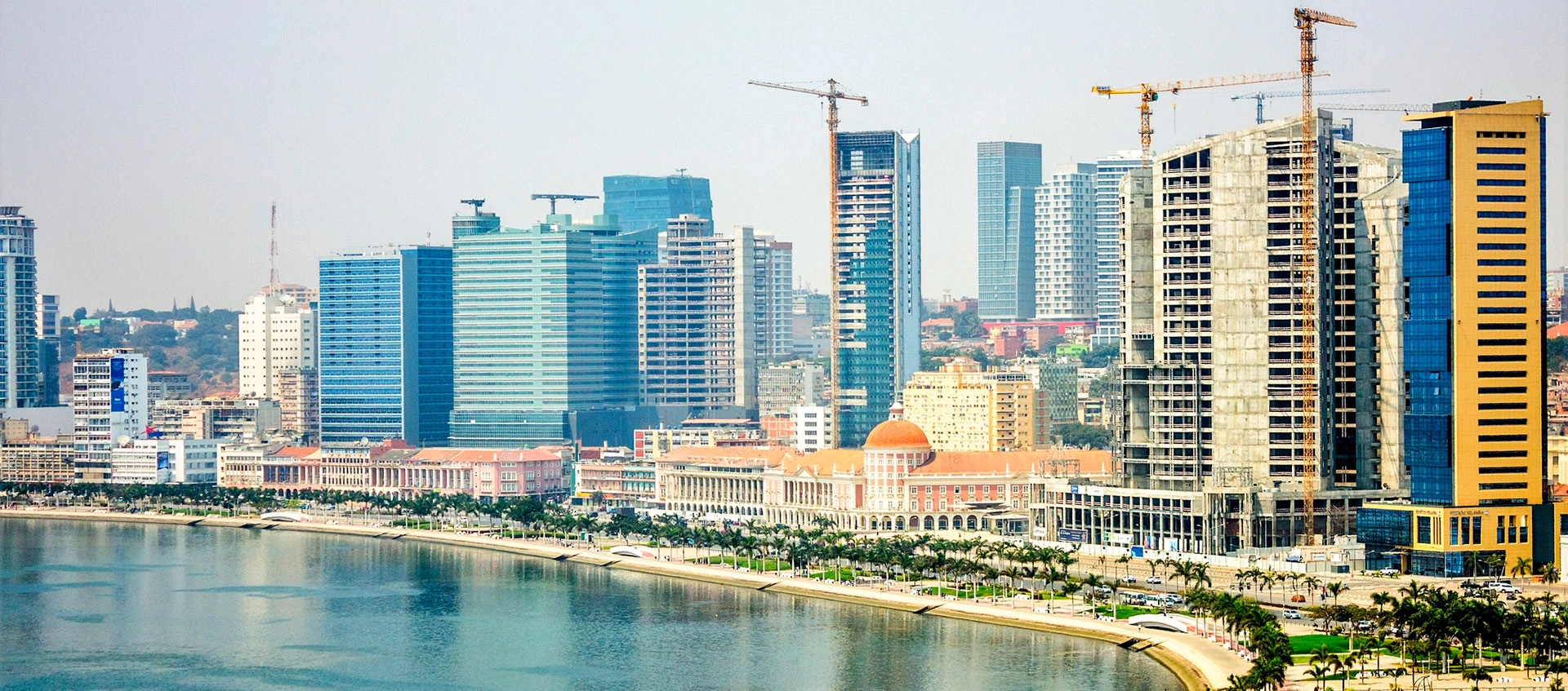 Voyager à Luanda en jet privé avec Jet-miles. Location de jet privé de ...