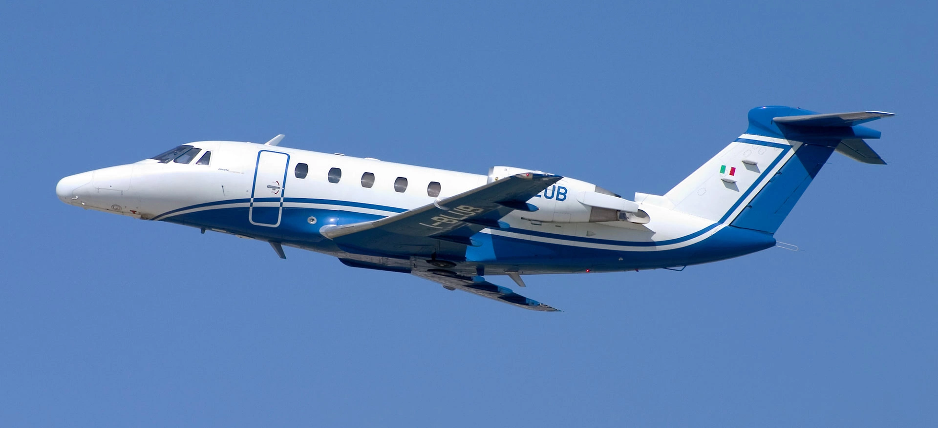 Jet privé Citation VII - location de jet privé de taille intermédiaire ...