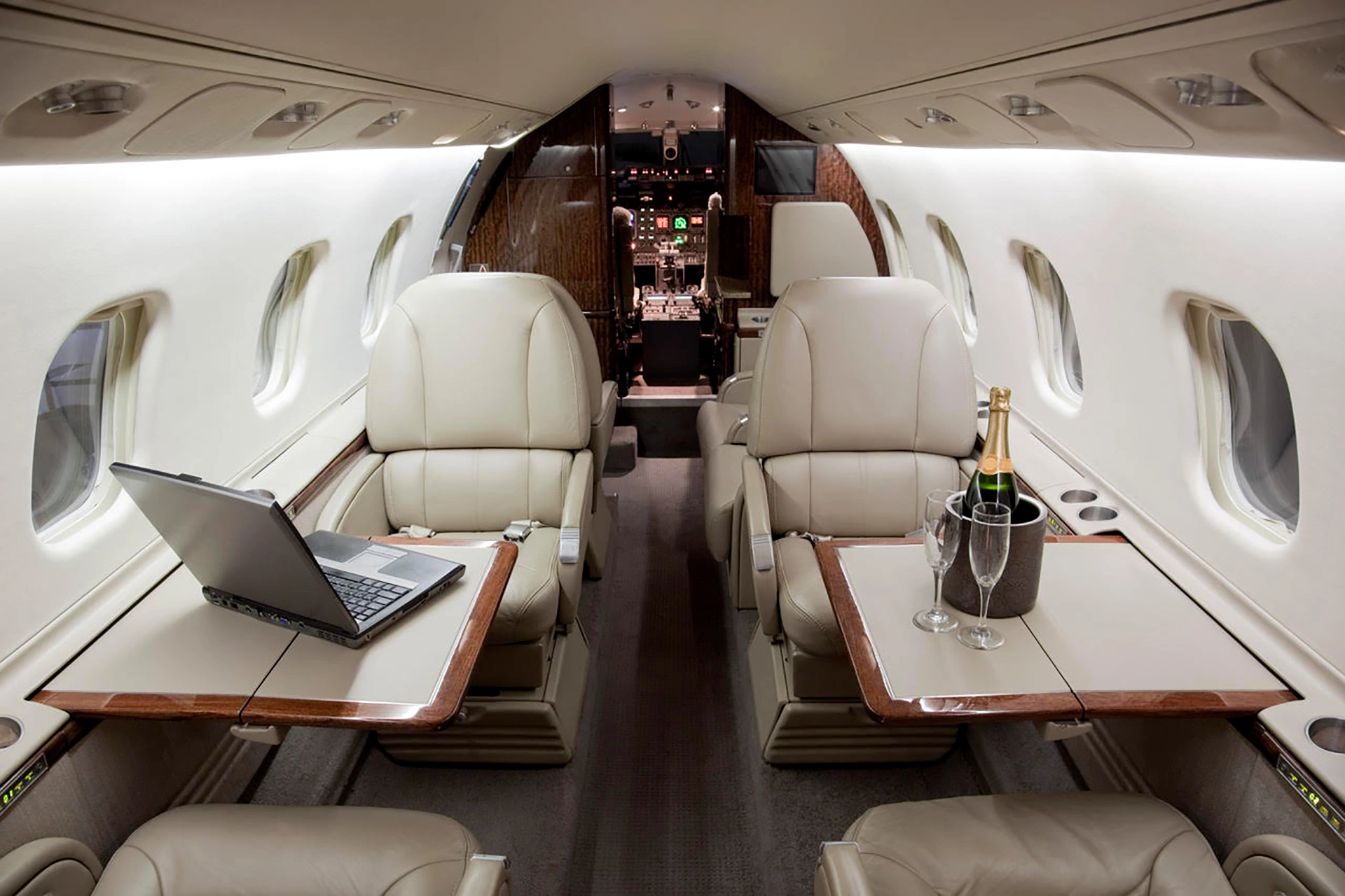Jet privé Nextant 400 XT - location de jet privé very light jet avec ...